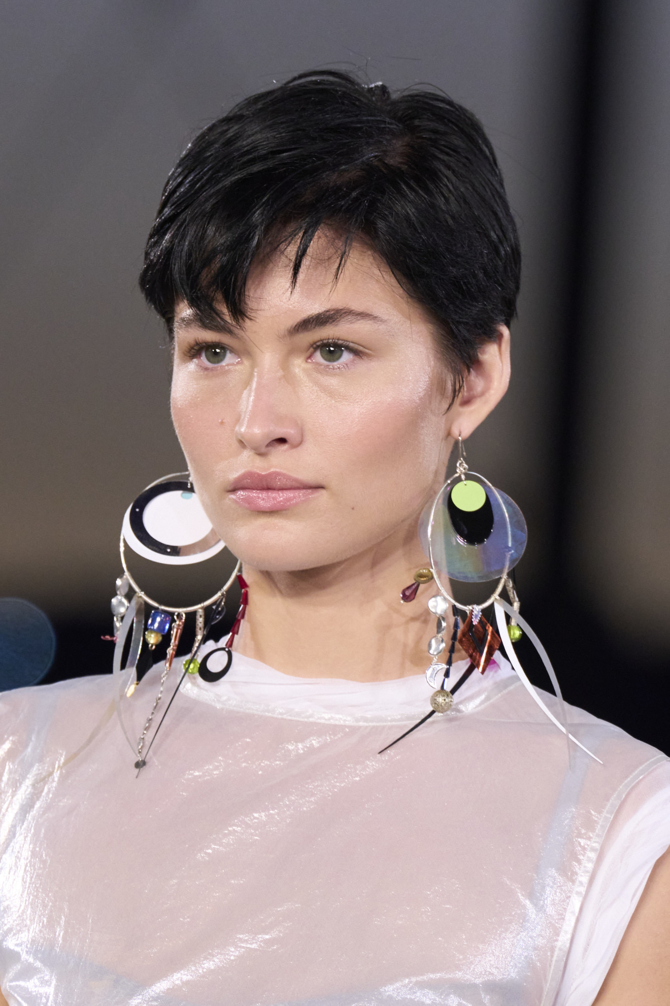 Tory Burch’s new Spring/Summer 2023 collection: clean lines and an ...