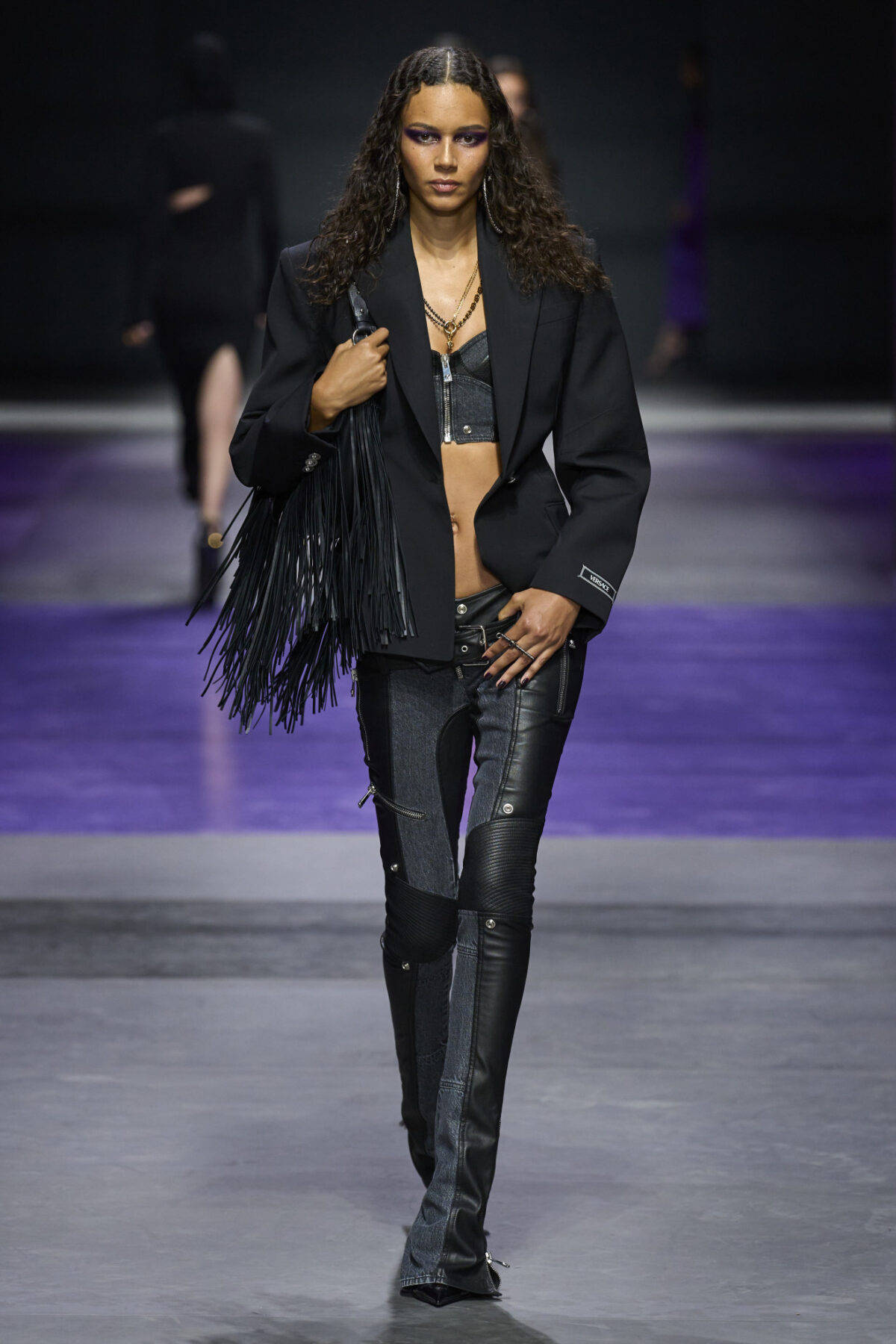 Versace’s Fall/Winter 2023 collection to be shown in Los Angeles - The ...