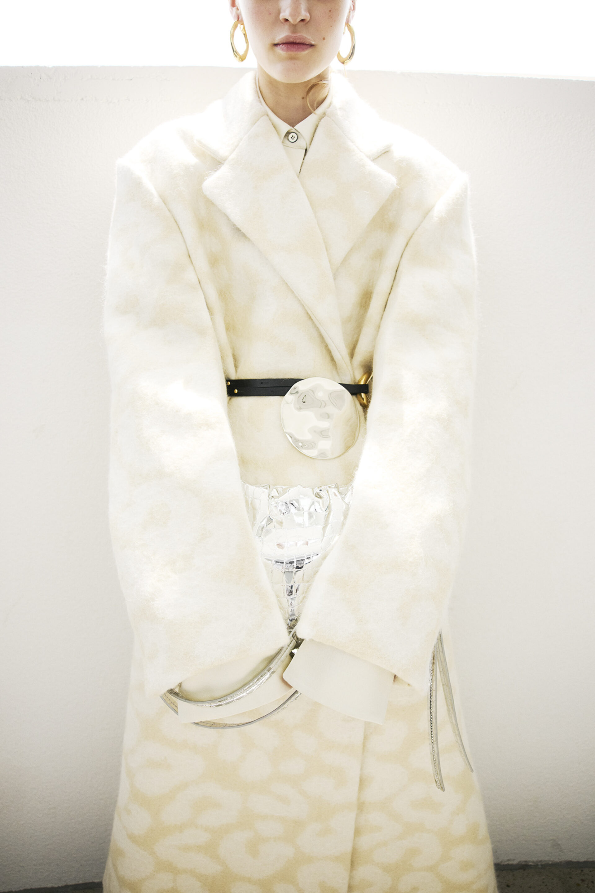 Scopri la nuova collezione Resort di Jil Sander, raccontata da Lucie e ...