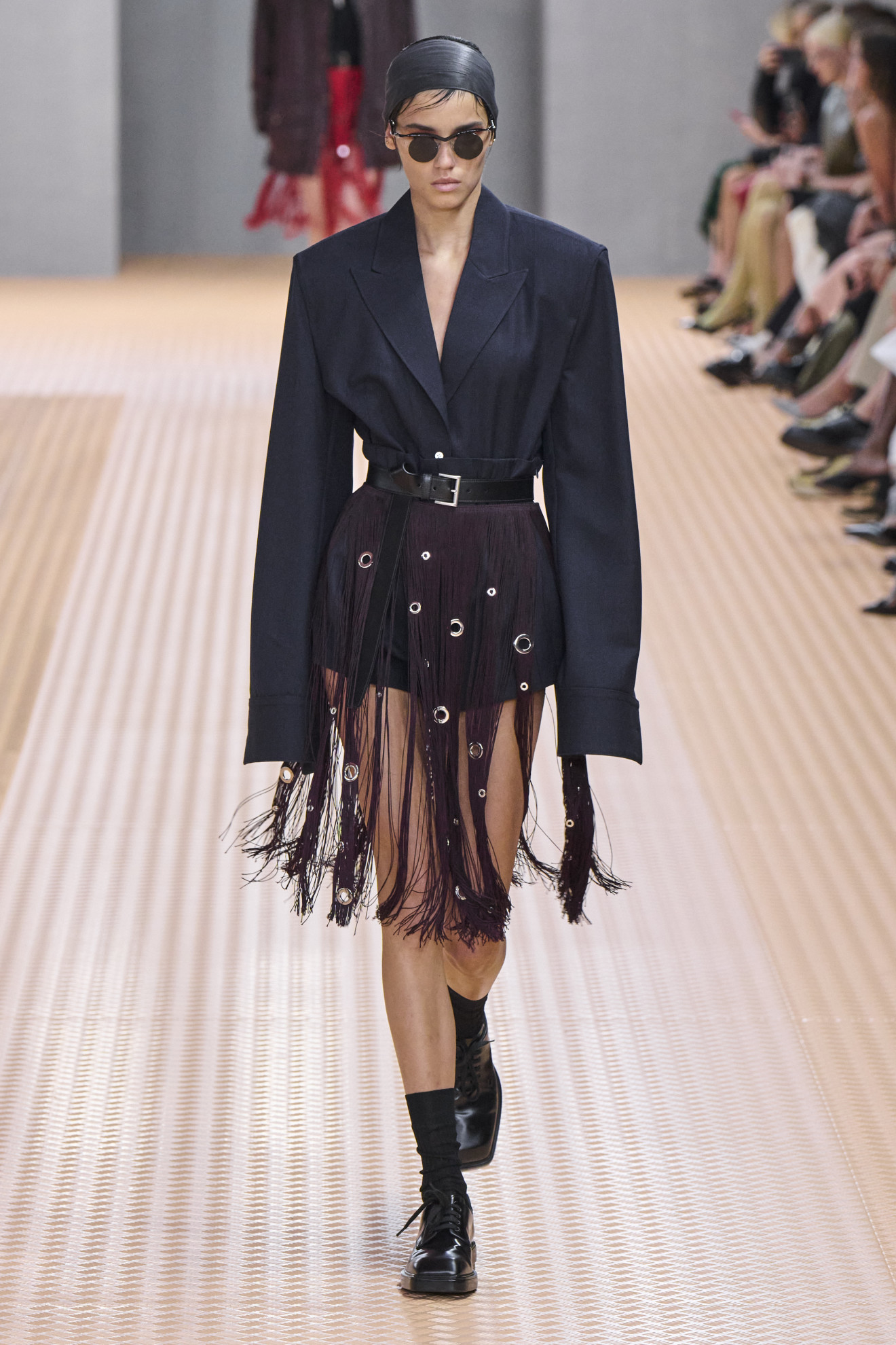 The Best Total Black Looks for Spring/Summer 2024 - The Blonde Salad